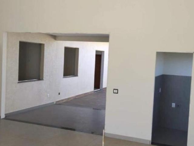 Casa à venda com 3 quartos 1 suíte e 2 vagas no Jardim Recanto das Águas em Nova Odessa