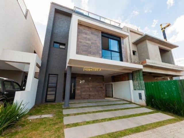 Casa a venda com 3 quartos, 1 suíte e amplo espaço para toda a família No Condomínio Vivendas