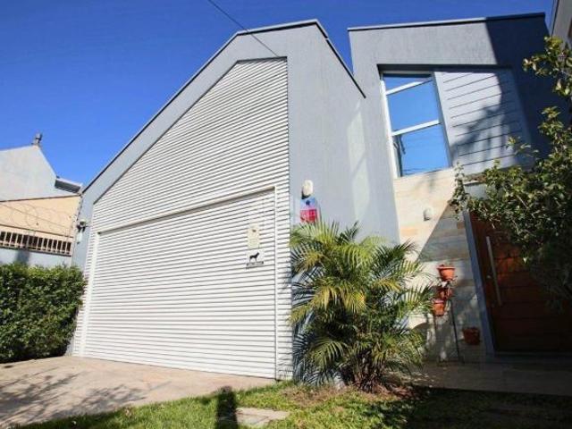 Casa à venda com 3 quartos 233 m² no bairro Santana