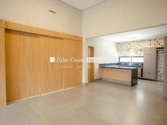 Casa a venda com 3 quartos, 251m2 no Condomínio Alphaville Nova Esplanada 3 Votorantim