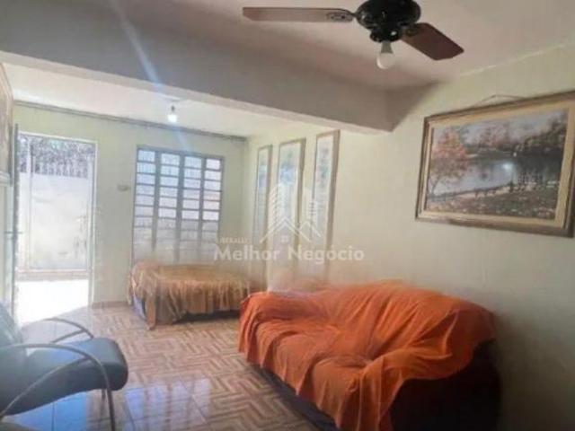 Casa à venda com 3 quartos, 2 banheiros localizado no bairro Jaraguá Piracicaba SP