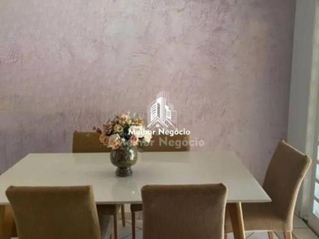 Casa à venda com 3 quartos,2 banheiros localizado no bairro Santa Terezinha em Paulínia/SP