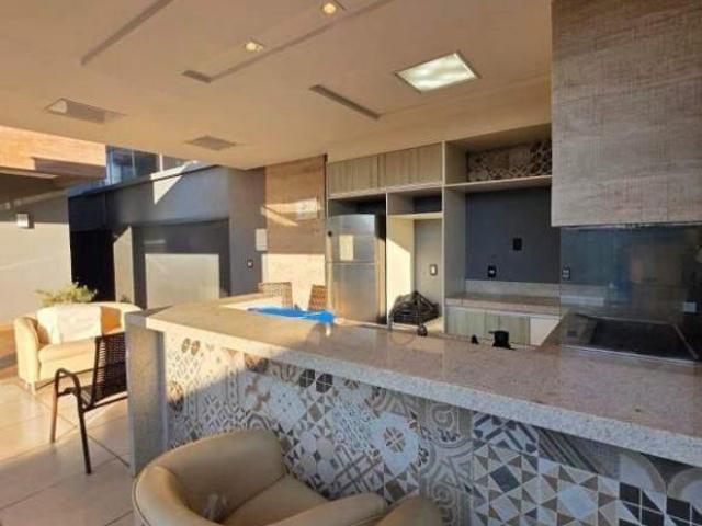 Casa à venda com 3 quartos 3 suítes e 4 vagas no Residencial Imigrantes em Nova Odessa