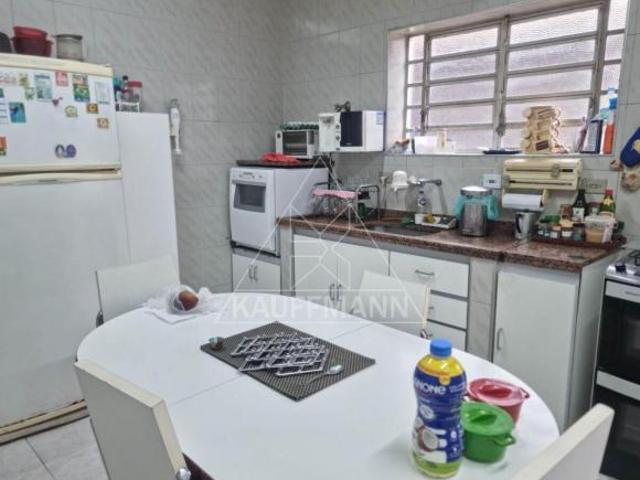 Casa à venda com 3 quartos 3 Vagas 150m²