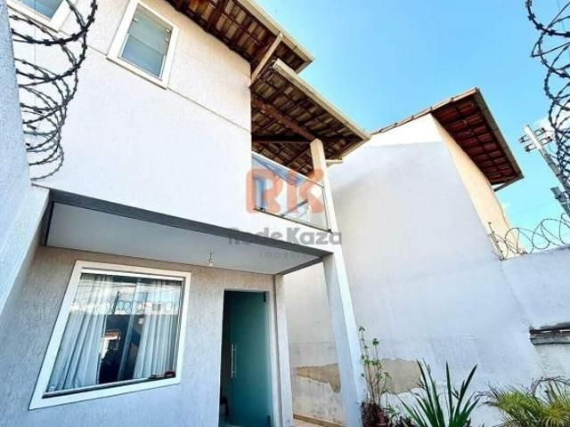 Casa à venda com 3 quartos – Bairro Santa Mônica