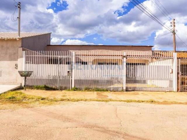 Casa à Venda com 3 Quartos + Casa de Fundos na QNM 40 Taguatinga Norte