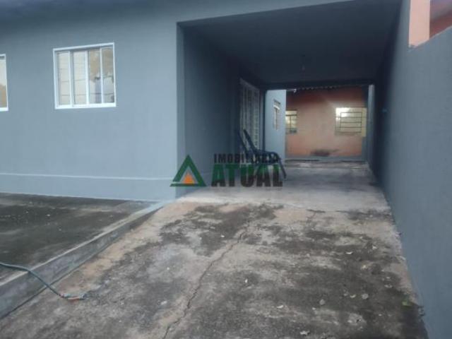 CASA A VENDA COM 3 QUARTOS COM EDICULA NOS FUNDOS NA REGIÃO SUL