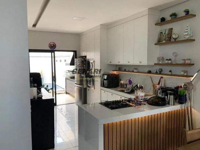 Casa à venda com 3 quartos e piscina no Jardins do Império, Indaiatuba, SP