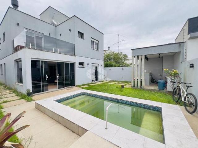 Casa à Venda com 3 quartos e suíte no Residencial Terras de Santorini em Santa Maria