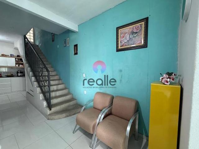 Casa à venda com 3 quartos e 2 vagas no bairro Ouro Preto, Belo Horizonte, MG