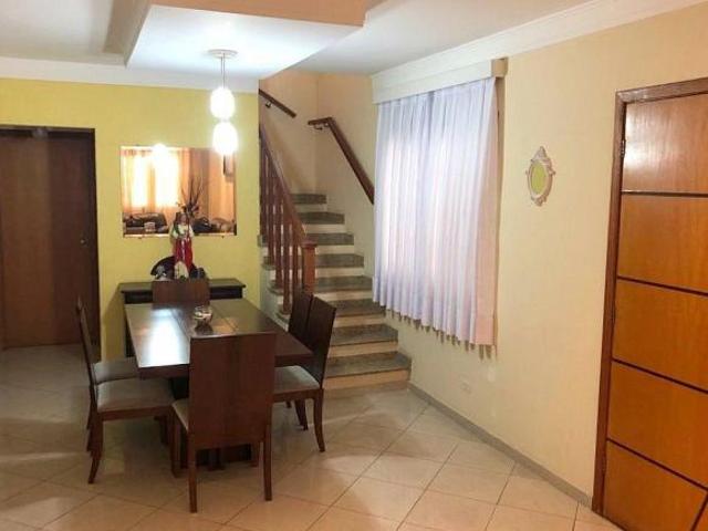 CASA A VENDA COM 3 QUARTOS E 2 VAGAS NO BUTANTÃ JARDIM ESTER