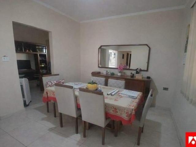 Casa à Venda com 3 quartos e 2 vagas na Vila Pires em Santa Bárbara d’Oeste