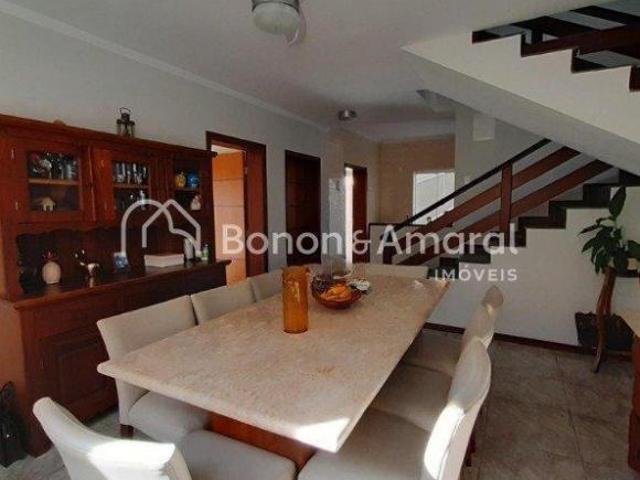 Casa à venda com 3 Quartos e 3 Banheiros por R$ 1.400.000 em Campinas SP