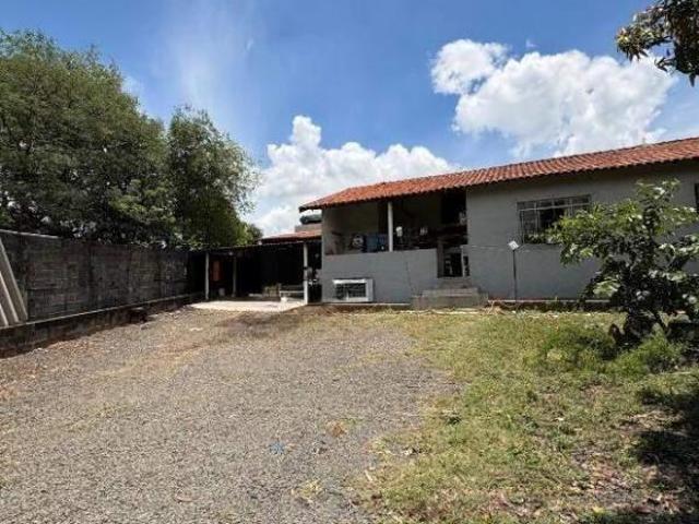 Casa à venda com 3 quartos e 3 vagas Vila Linópolis em Santa Bárbara d&apos Oeste
