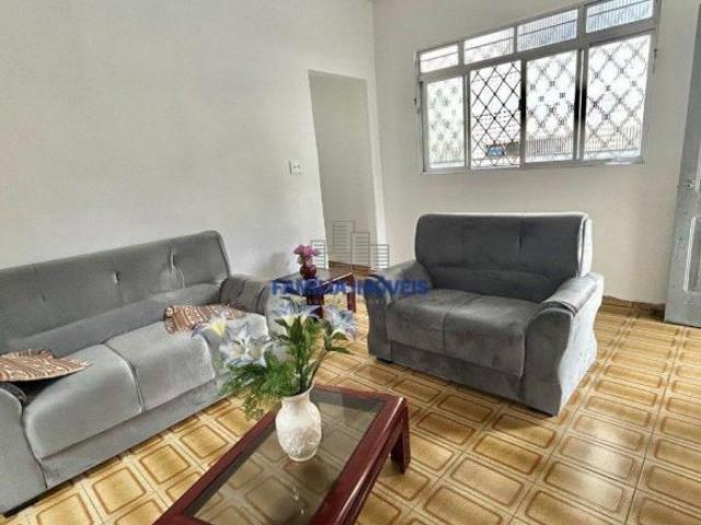 Casa à venda com 3 quartos edícula no Marapé Santos/SP