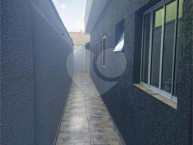 Casa à venda com 3 quartos em Jardim Marica, Mogi das Cruzes