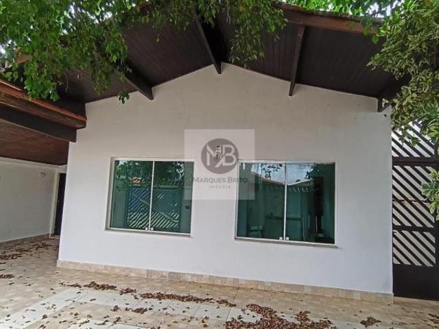 Casa à venda com 3 quartos em Parque Balneário Oásis, Peruíbe/SP