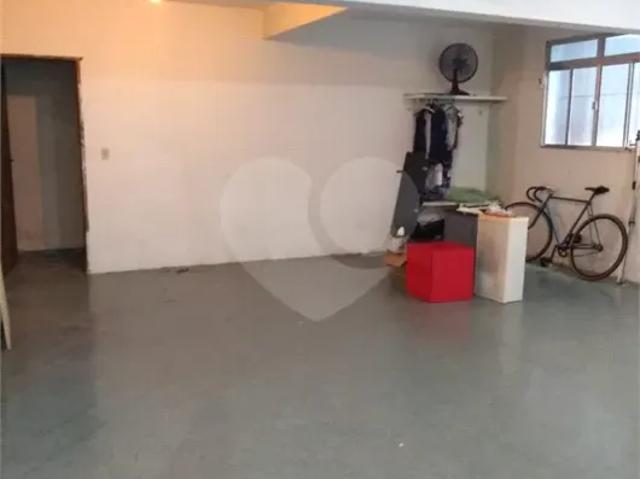 Casa à venda com 3 quartos em Saúde, São Paulo, SP