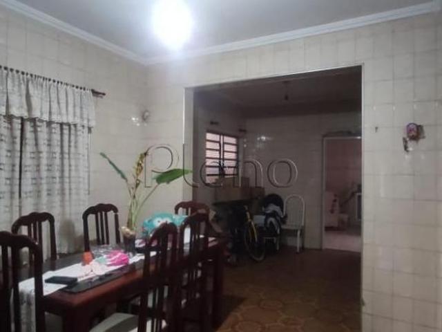 Casa à venda com 3 quartos na Vila Lovato, Campinas
