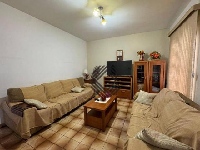Casa à venda com 3 quartos na Vila São Caetano em Sorocaba/SP