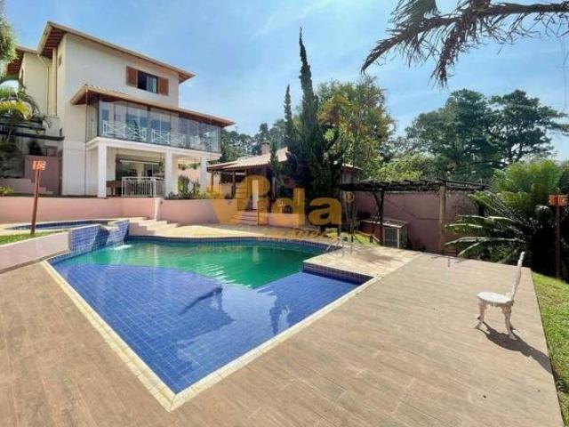 Casa á venda com 3 quartos na Chácara das Paineiras Carapicuíba