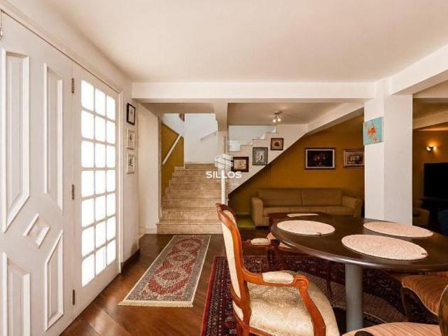 Casa à venda com 3 quartos no Ahú em Curitiba