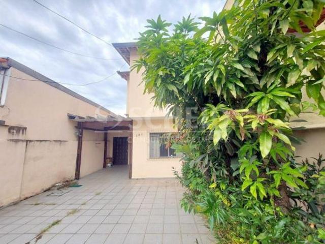 Casa à venda com 3 quartos no bairro Campo Grande em São Paulo
