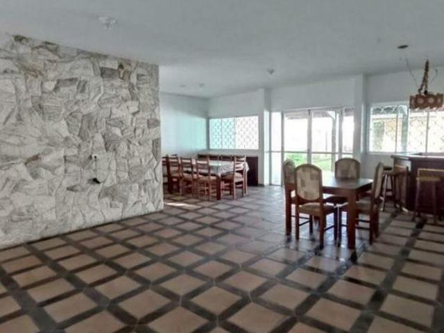 Casa à venda com 3 quartos no bairro Cibratel II