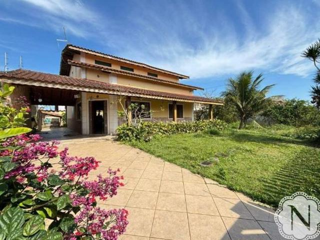 Casa à venda com 3 quartos no bairro Gaivota Praia