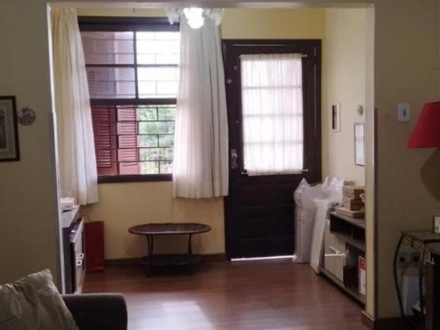 Casa à venda com 3 quartos no bairro Glória