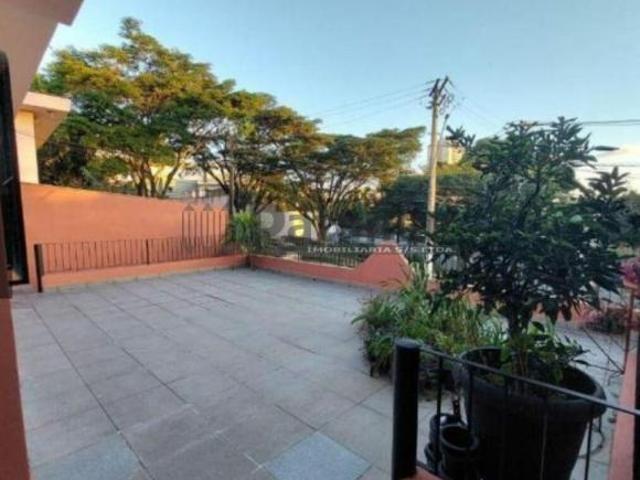 Casa a venda com 3 quartos no bairro do jardim Londrina/ Morumbi
