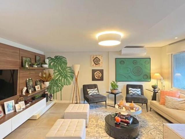 Casa à venda com 3 quartos no bairro Ipanema, Zona Sul de Porto Alegre