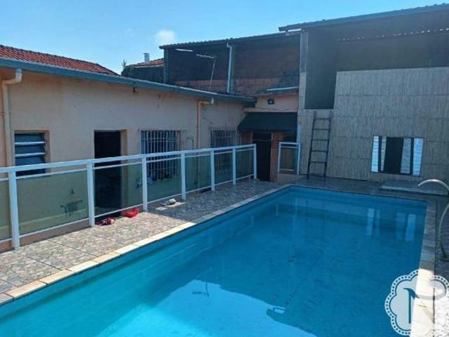 Casa à venda com 3 quartos no bairro Laranjeiras