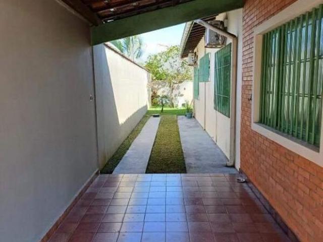 Casa à venda com 3 quartos no bairro Suarão