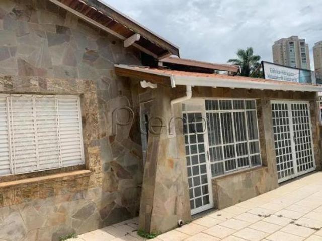 Casa à venda com 3 quartos no Cambuí, Campinas
