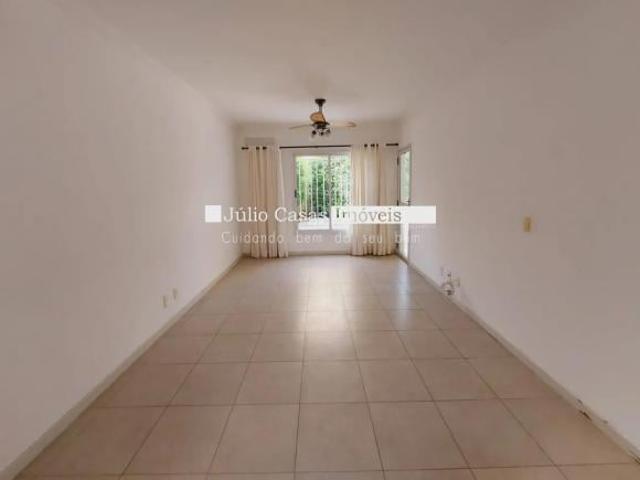 Casa a venda com 3 quartos no Campolim