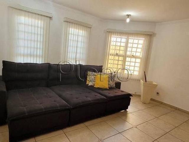 Casa à venda com 3 quartos no Capela, Vinhedo