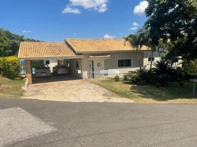 Casa a venda com 3 quartos no Condomínio Vale do Lago Sorocaba
