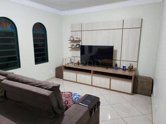 Casa à venda com 3 quartos no Jardim Conceição, Campinas