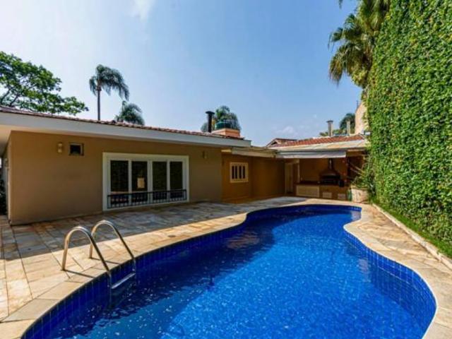 Casa à venda com 3 quartos no Jardim Guedala
