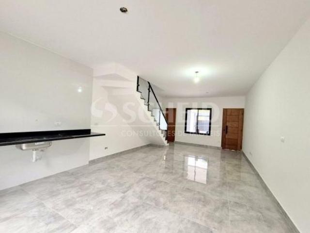 Casa à venda com 3 quartos no Jardim Prudência em São Paulo !