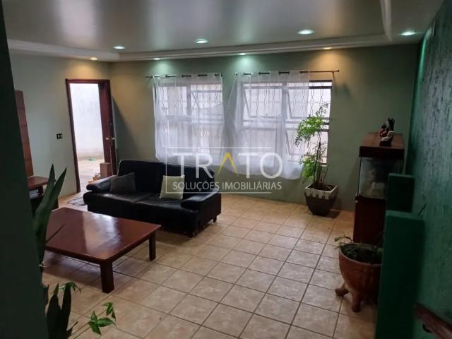 Casa à venda com 3 quartos no Parque Jambeiro