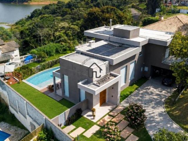 Casa a venda com 3 quartos no Residencial San Lorenzo em Joanópolis