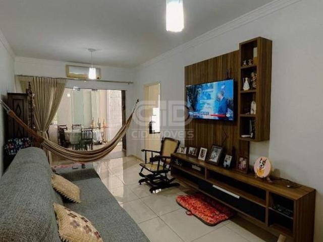 Casa á Venda com 3 quartos no Residencial San Marino