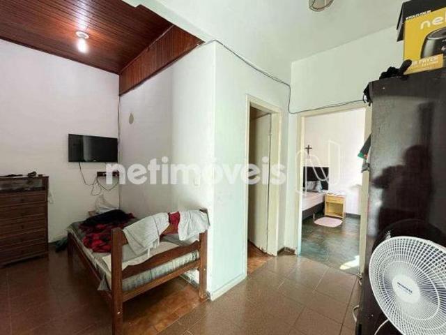 Casa à Venda com 3 Quartos – Oportunidade Imperdível!