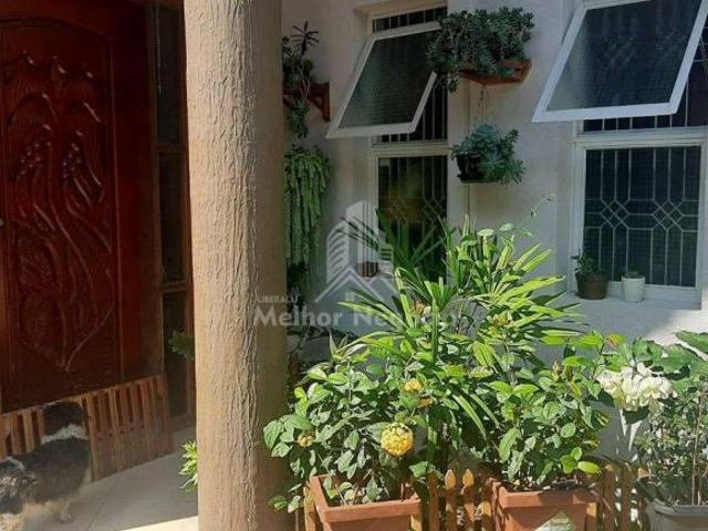 Casa à venda com 3 quartos sendo 1 suíte no bairro Vila Miranda em Sumaré/SP