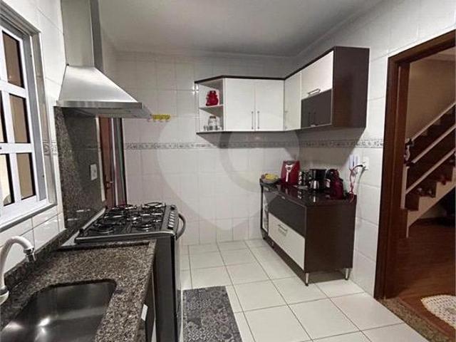 Casa à venda com 3 quartos, sendo 1 suíte, no condomínio Jardim Europa, Mogi das Cruzes