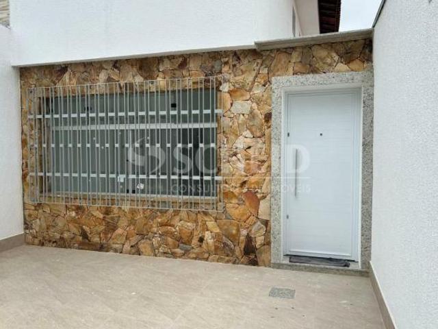 Casa a venda com 3 quartos sendo 1 suíte no jardim prudência