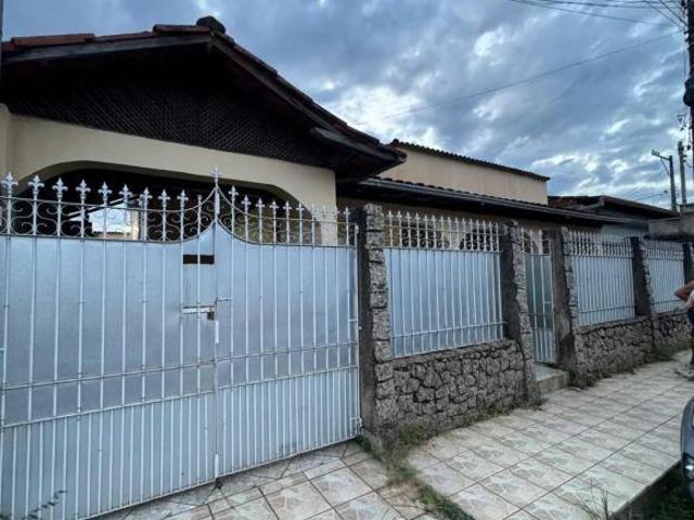 Casa à venda com 3 quartos, sendo 1 suíte Amaro Lanari, Coronel Fabriciano, MG