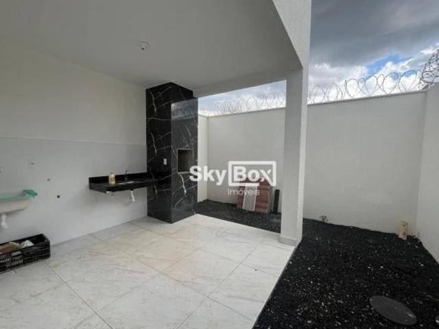 Casa à venda com 3 quartos sendo 1 suíte Bem Viver Uberlândia/MG